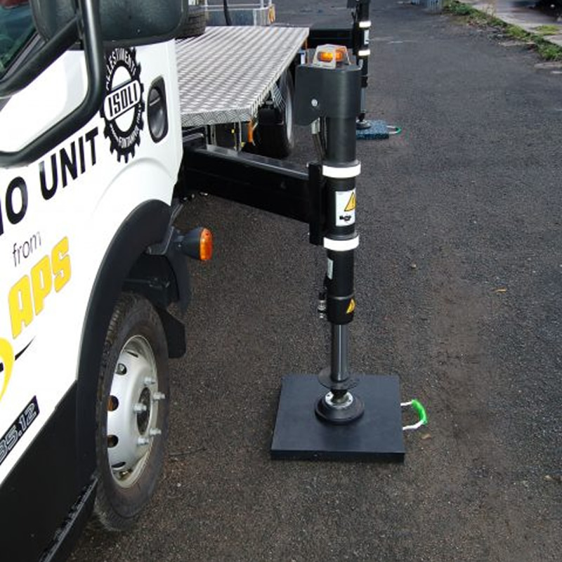 Outrigger Pad 20000kg 600x600x40mm Black Square | Forklift Safety Cages ...